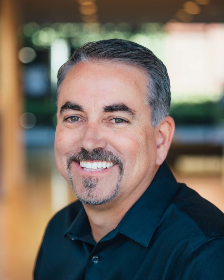 Former Taco Bell Exec Rich Pinnella Named President of Luna Grill